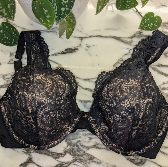 ThirdLove | Intimates & Sleepwear | Thirdlove Lace Contour Plunge Bra ...